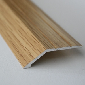 Prag trecere tip rampa, autoadeziva, diferenta nivel 10 mm, 43 mmx2,7 m ...